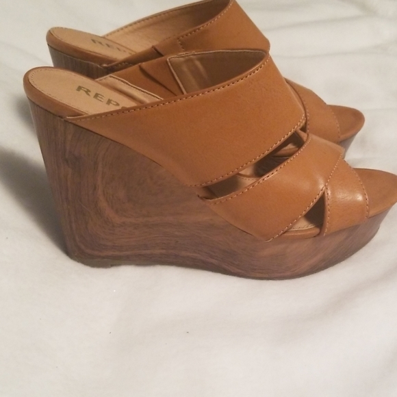 Report | Shoes | Report Wedges | Poshmark